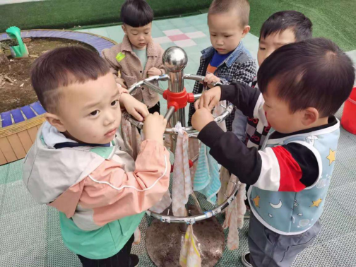 幸福中心幼儿园劳动节主题活动 我是小能手,劳动最光荣 岳阳市教育体育局